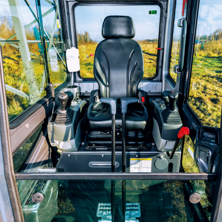 SWE 25UF - Sunward Canada (official)